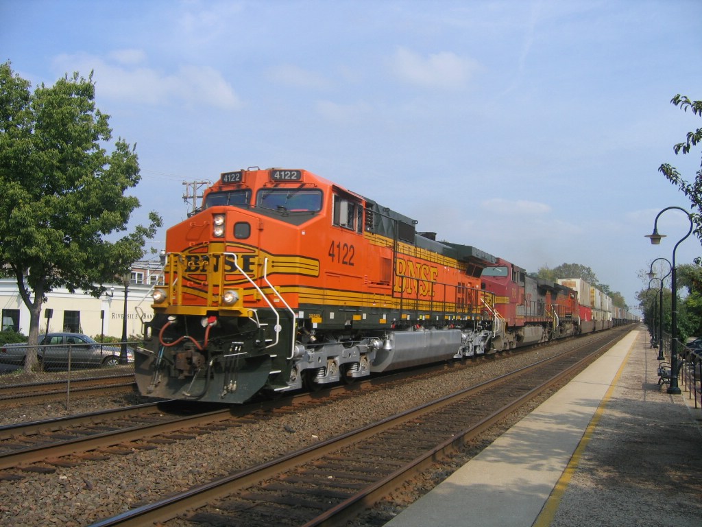 BNSF 4122